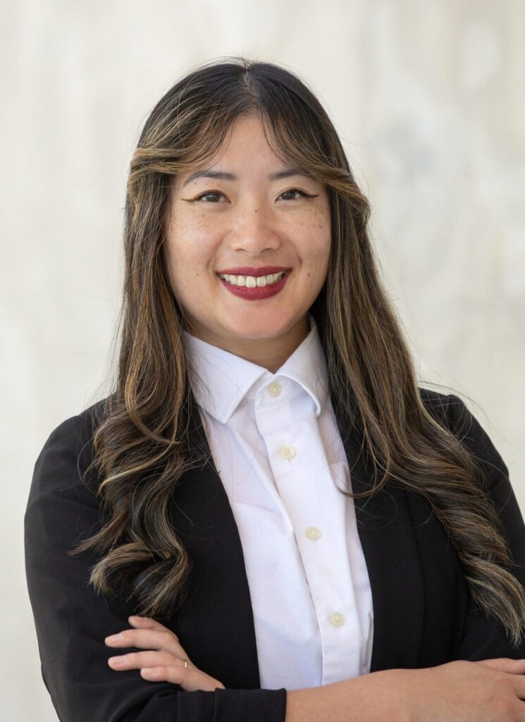 Attorney Mai Vang of Salem OR - Johnson and Taylor, LLC